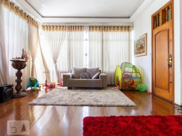 Casa à Venda Ermelino Matarazzo, 3 Quartos, 528 m² São Paulo