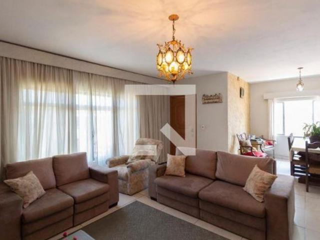 Casa à Venda Ermelino Matarazzo, 3 Quartos, 540 m² São Paulo
