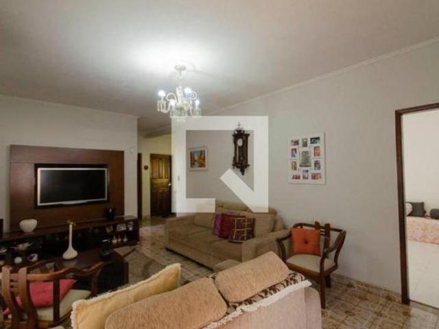 Casa à Venda Ermelino Matarazzo, 3 Quartos, 200 m² São Paulo