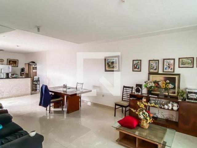 Casa à Venda Ermelino Matarazzo, 3 Quartos, 270 m2