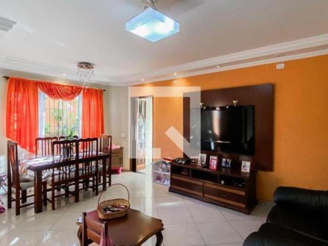 Casa à Venda Ermelino Matarazzo, 4 Quartos, 240 m² São Paulo