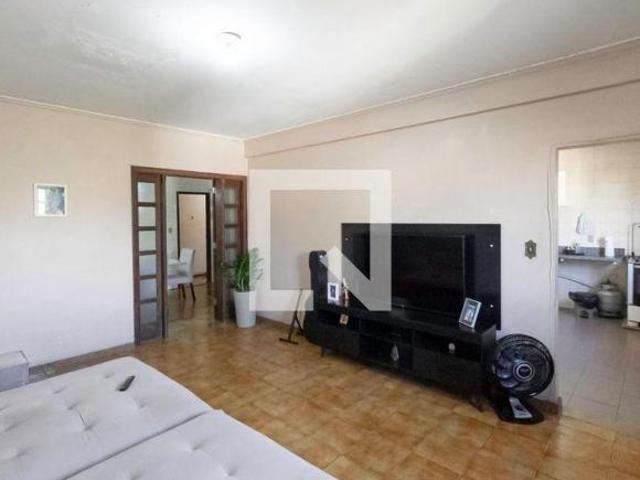 Casa à Venda Ermelinda, 4 Quartos, 319 m² Belo Horizonte