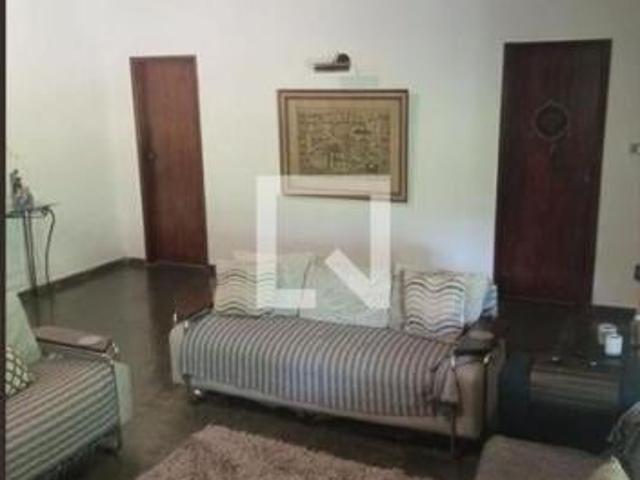 Casa à Venda Ermelinda, 6 Quartos, 350 m² Belo Horizonte