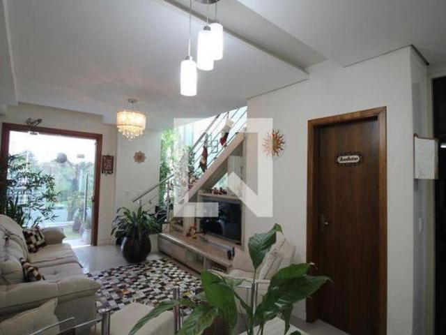 Casa à Venda Estância Velha, 3 Quartos, 177 m² Canoas
