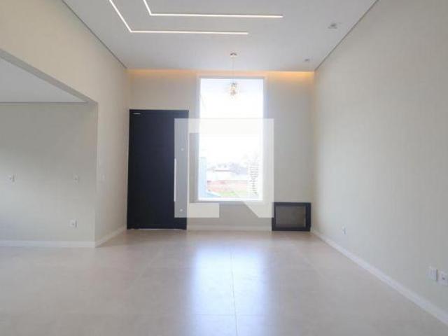 Casa à Venda Estância Velha, 3 Quartos, 131 m² Canoas