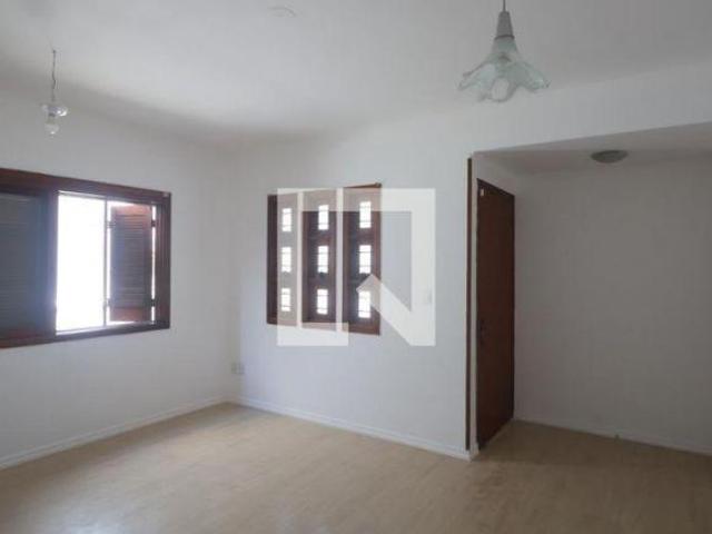 Casa à Venda Estância Velha, 2 Quartos, 108 m² Canoas