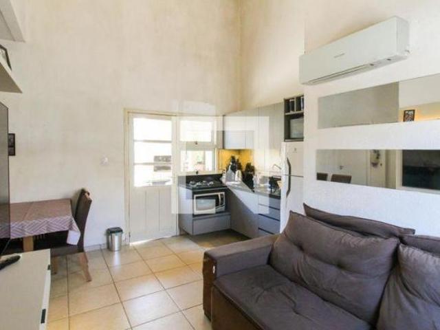 Casa à Venda Estância Velha, 2 Quartos, 112 m² Canoas