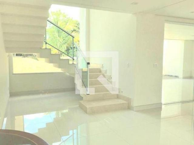 Casa à Venda Estâncias das Amendoeiras, 6 Quartos, 1100 m² Lagoa Santa
