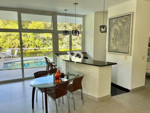 Casa à venda estilo Loft em Alphaville Alpha Conde II