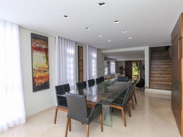 Casa à Venda Estoril, 4 Quartos, 596 m2