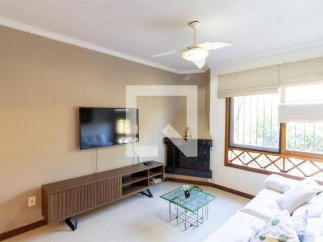 Casa à Venda Espírito Santo, 3 Quartos, 172 m² Porto Alegre