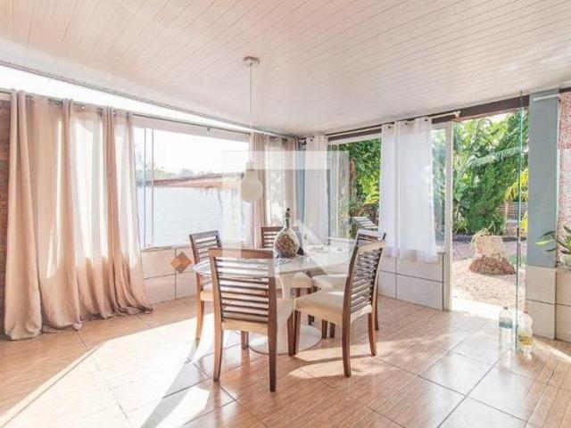 Casa à Venda Espírito Santo, 1 Quarto, 50 m² Porto Alegre