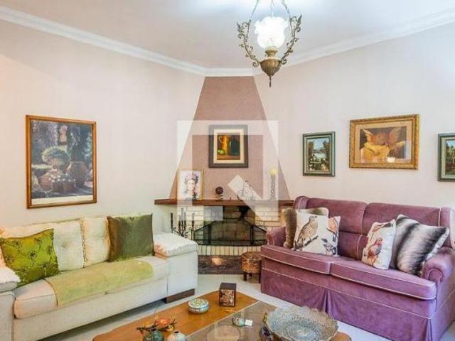 Casa à Venda Espírito Santo, 4 Quartos, 200 m² Porto Alegre