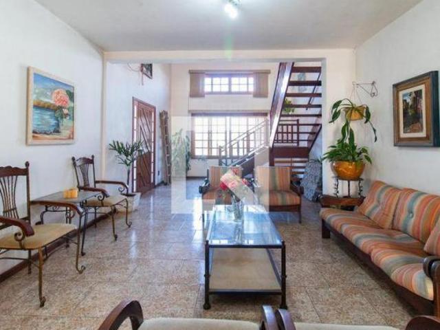 Casa à Venda Espírito Santo, 5 Quartos, 340 m² Porto Alegre