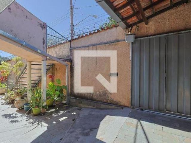 Casa à Venda Esplanada, 3 Quartos, 270 m² Belo Horizonte