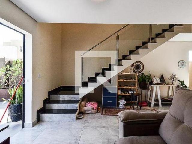 Casa à Venda Esplanada, 3 Quartos, 300 m² Belo Horizonte