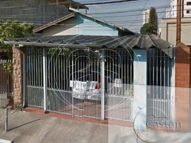CASA À VENDA EXCELENTE LOCALIZAÇÃO