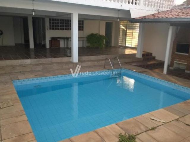 Casa à venda excelente localização na Rua Piquete – Campinas