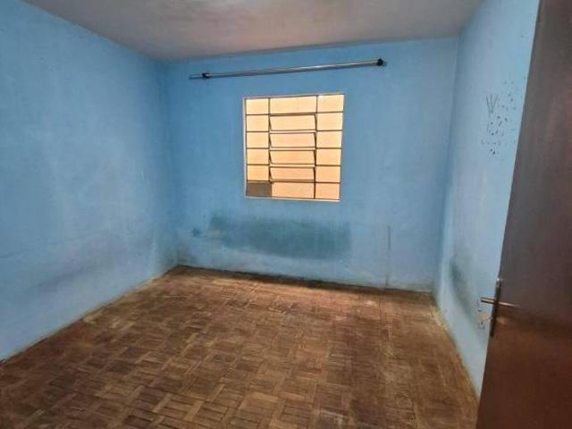 Casa à venda excelente para investidores em Louveira