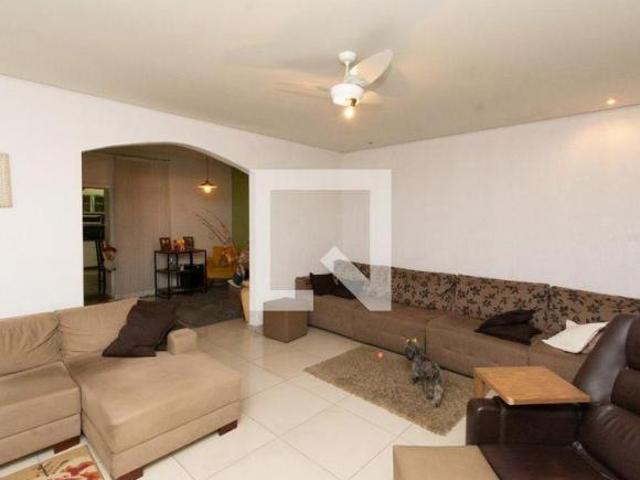 Casa à Venda Fonte Grande, 3 Quartos, 254 m² Contagem