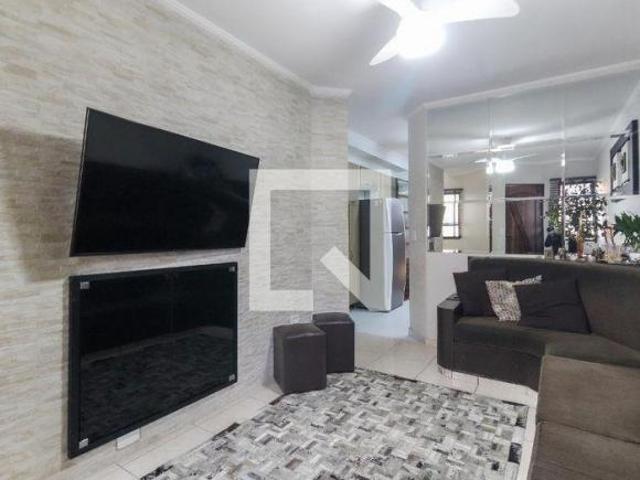 Casa à Venda Fazenda Aricanduva, 2 Quartos, 90 m² São Paulo