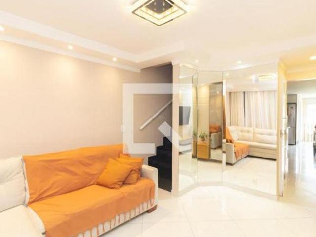 Casa à Venda Fazenda Aricanduva, 3 Quartos, 107 m² São Paulo