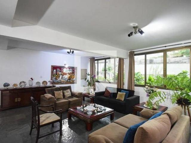 Casa à Venda Fazenda Morumbi, 3 Quartos, 600 m2