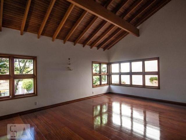 Casa à Venda Fazenda Morumbi, 3 Quartos, 380 m² São Paulo