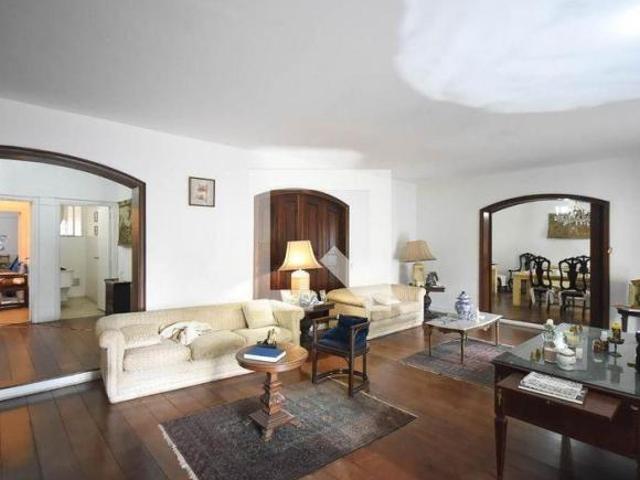 Casa à Venda Fazenda Morumbi, 4 Quartos, 500 m2