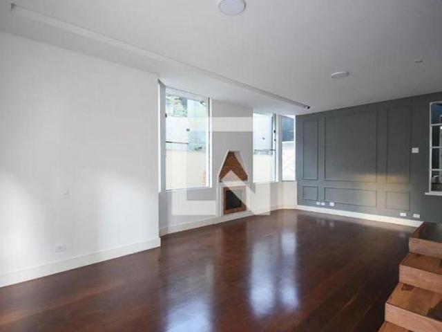 Casa à Venda Fazenda Morumbi, 4 Quartos, 300 m² São Paulo