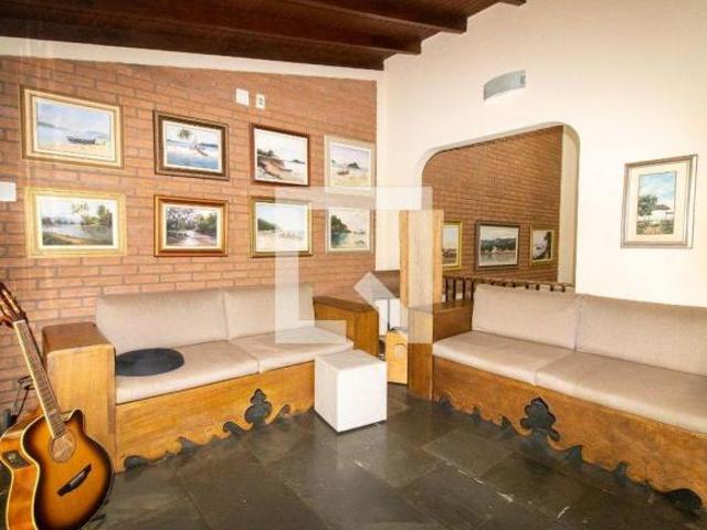 Casa à Venda Fazenda Santa Cândida, 4 Quartos, 232 m2