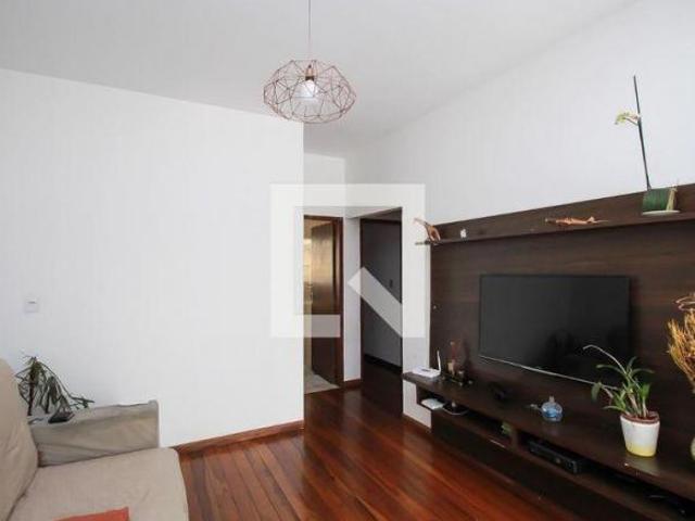 Casa à Venda Fernão Dias, 3 Quartos, 122 m² Belo Horizonte