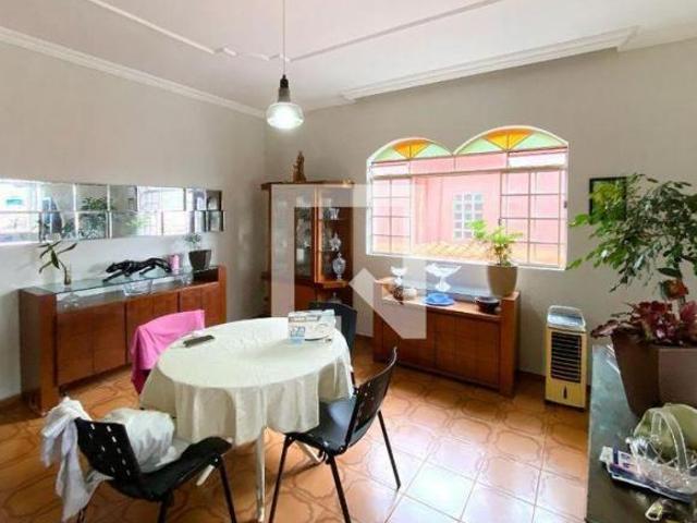 Casa à Venda Fernão Dias, 3 Quartos, 360 m² Belo Horizonte