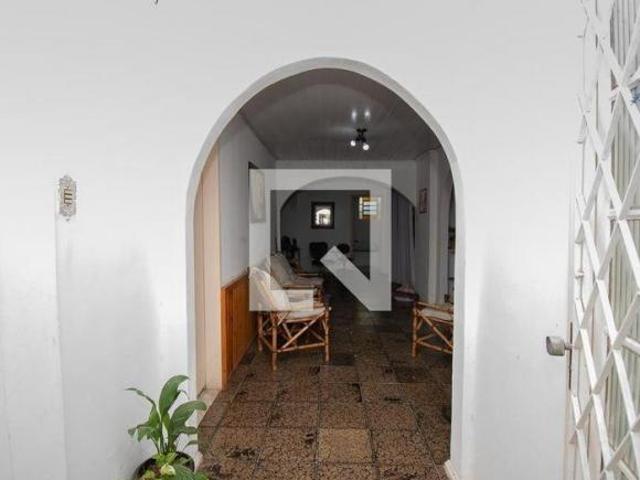 Casa à Venda Fião, 3 Quartos, 250 m² São Leopoldo