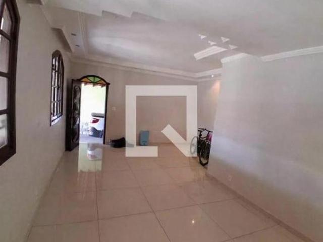 Casa à Venda Flamengo, 4 Quartos, 360 m² Contagem