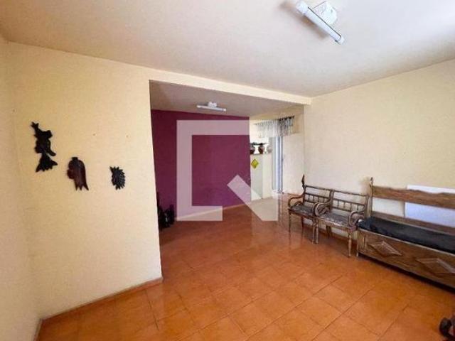 Casa à Venda Flamengo, 4 Quartos, 440 m² Contagem