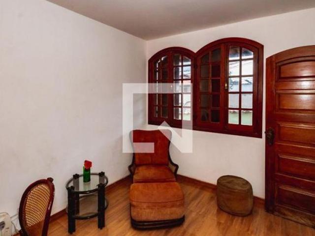 Casa à Venda Floramar, 4 Quartos, 360 m² Belo Horizonte