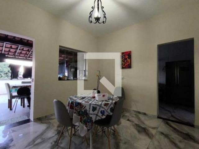 Casa à Venda Floramar, 4 Quartos, 303 m² Belo Horizonte