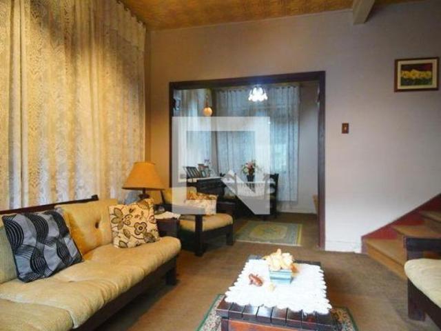Casa à Venda Floresta, 3 Quartos, 124 m² Porto Alegre