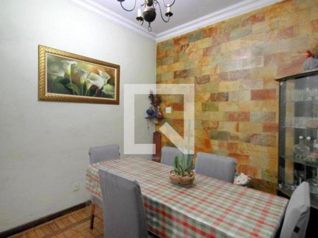 Casa à Venda Floresta, 4 Quartos, 160 m² Belo Horizonte