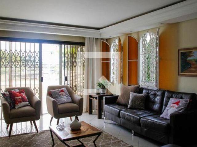 Casa à Venda Freguesia do Ó, 4 Quartos, 280 m² São Paulo