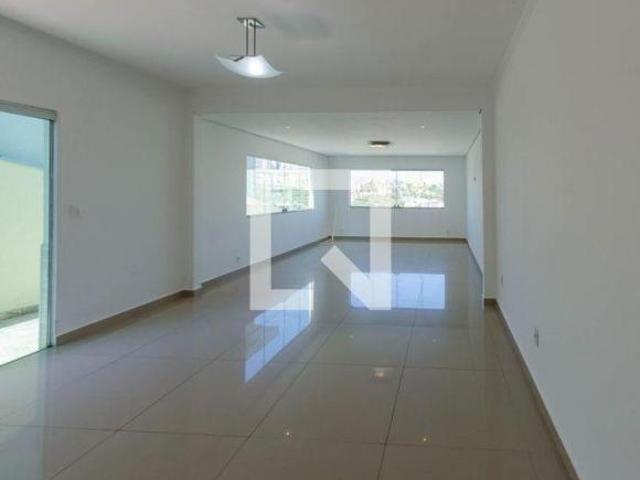 Casa à Venda Havaí, 4 Quartos, 280 m² Belo Horizonte