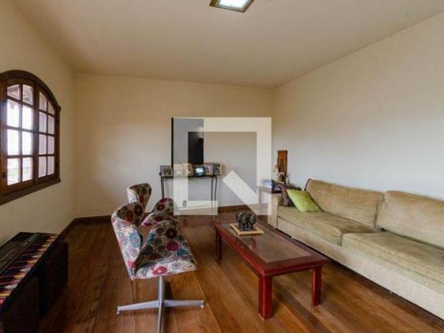 Casa à Venda Havaí, 5 Quartos, 309 m² Belo Horizonte
