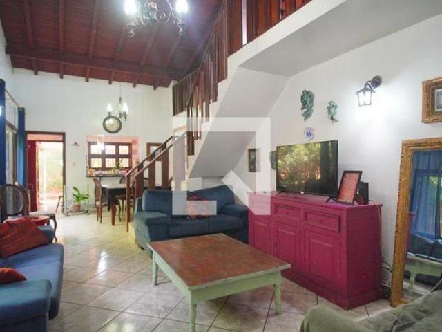 Casa à Venda Hamburgo Velho, 4 Quartos, 160 m² Novo Hamburgo