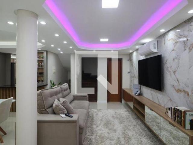 Casa à Venda Harmonia, 3 Quartos, 246 m² Canoas