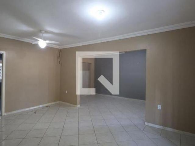 Casa à Venda Harmonia, 3 Quartos, 348 m² Canoas