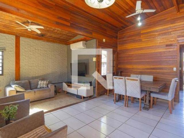 Casa à Venda Harmonia, 3 Quartos, 90 m² Canoas