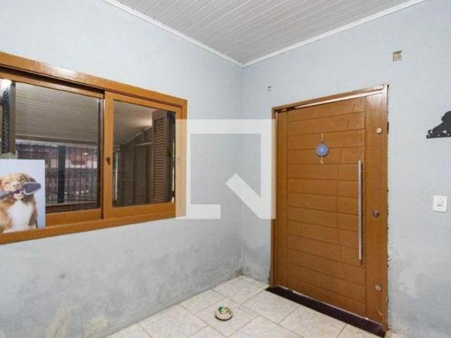 Casa à Venda Harmonia, 2 Quartos, 130 m² Canoas