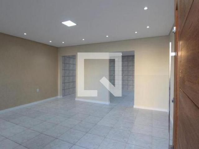 Casa à Venda Harmonia, 2 Quartos, 200 m² Canoas