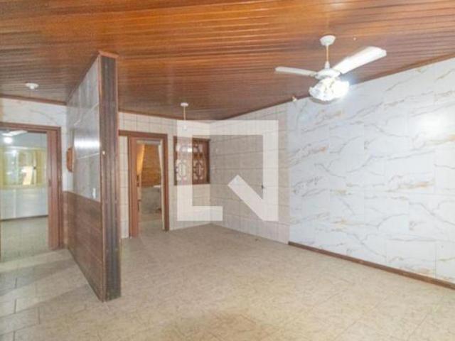 Casa à Venda Harmonia, 2 Quartos, 92 m² Canoas